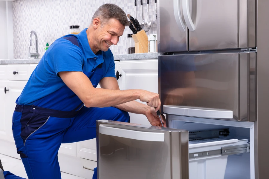 Signs Your Refrigerator Needs Professional Repair - Morgans Mechanical LLC